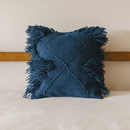 Tufted Triangles Cushion – kiliim International